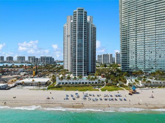 Luxury apartment complex for rent in Sunny Isles Beach, Florida