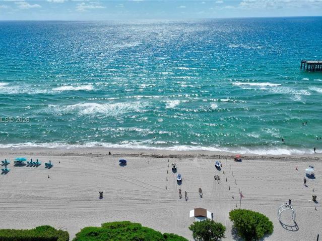 Luxury apartment complex for rent in Sunny Isles Beach, Florida