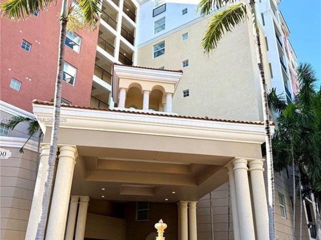Luxury apartment complex for rent in Sunny Isles Beach, Florida