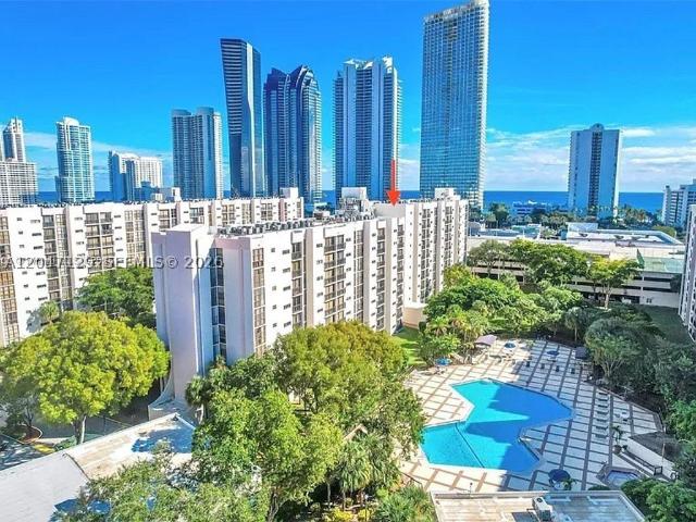 Luxury apartment complex for rent in Sunny Isles Beach, United States