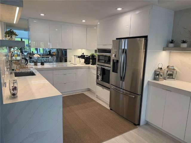 Luxury apartment complex for rent in Sunny Isles Beach, United States