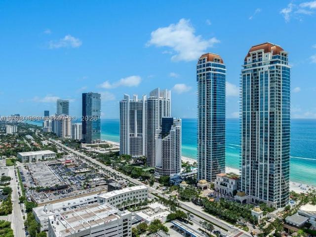 Luxury apartment complex for rent in Sunny Isles Beach, United States