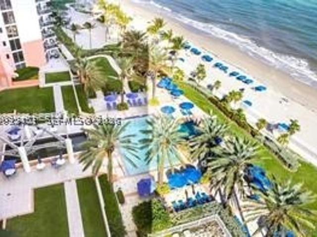 Luxury apartment complex for rent in Sunny Isles Beach, United States