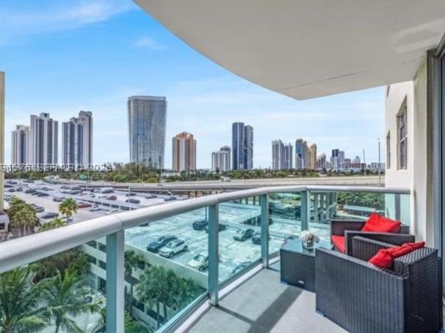 Luxury apartment complex for rent in Sunny Isles Beach, United States