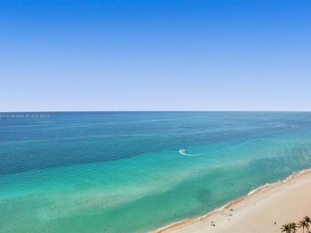 Luxury apartment complex for rent in Sunny Isles Beach, United States