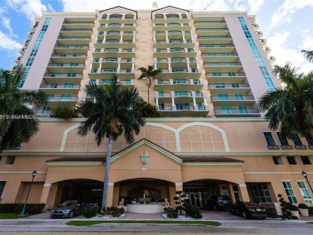 Luxury apartment complex for rent in Sunny Isles Beach, United States