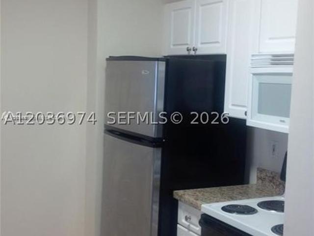 Luxury apartment complex for rent in Sunny Isles Beach, United States