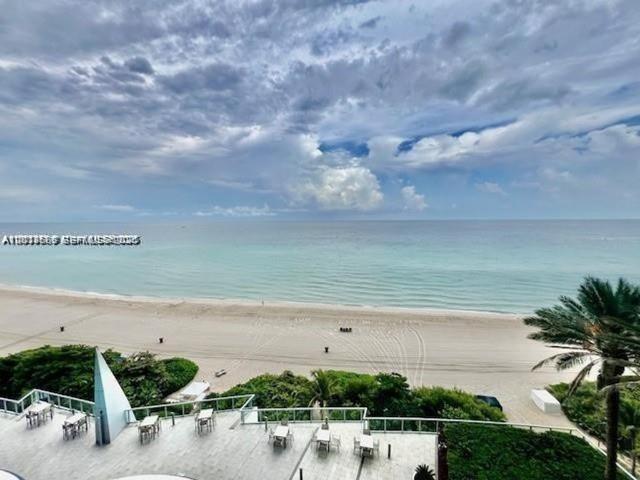 Luxury apartment complex for rent in Sunny Isles Beach, United States
