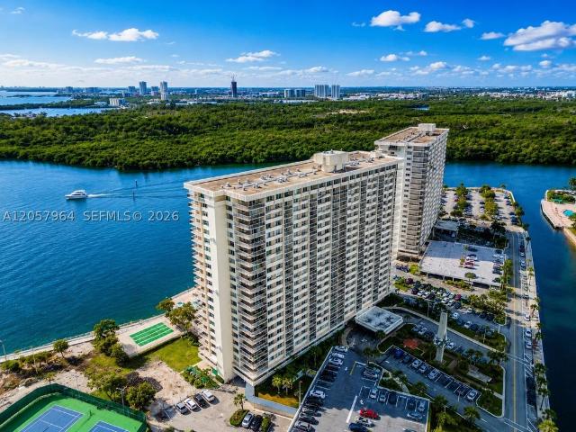 Luxury apartment complex for rent in Sunny Isles Beach, United States