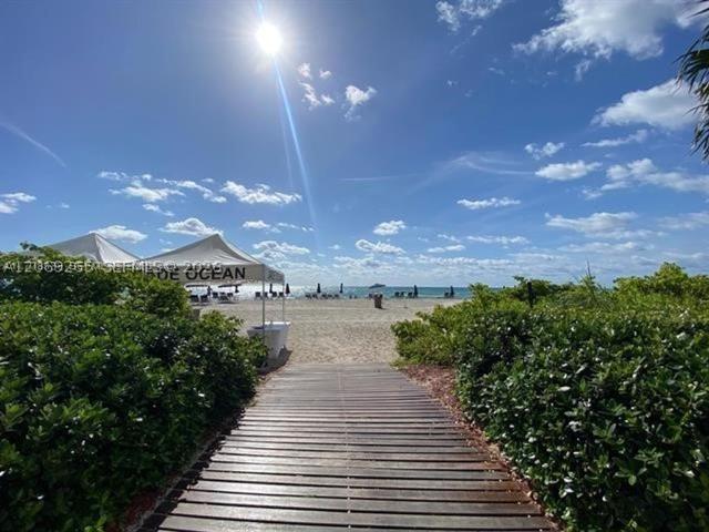 Luxury apartment complex for rent in Sunny Isles Beach, United States