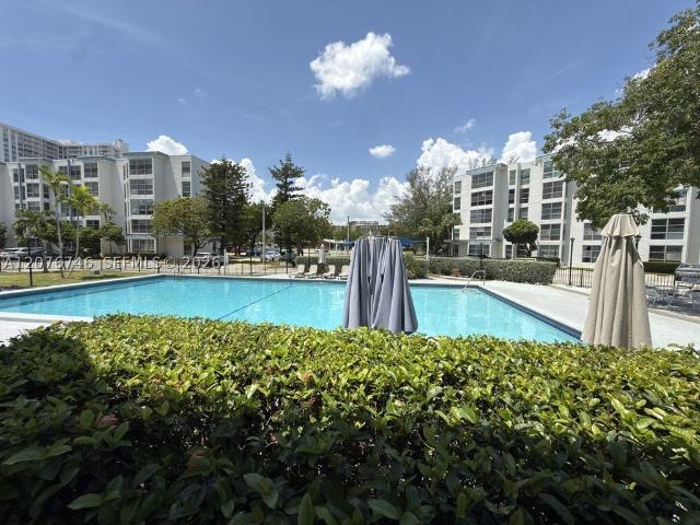 Luxury apartment complex for rent in Sunny Isles Beach, United States