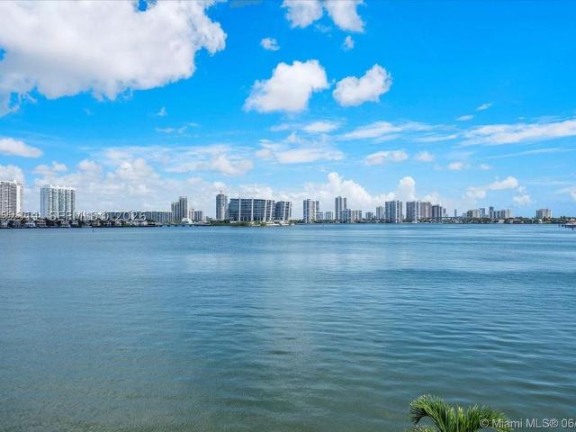 Luxury apartment complex for rent in Sunny Isles Beach, United States