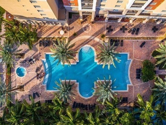 Luxury apartment complex for rent in Sunny Isles Beach, United States