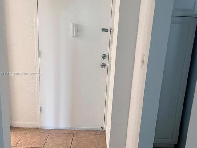 Luxury apartment complex for rent in Sunny Isles Beach, United States