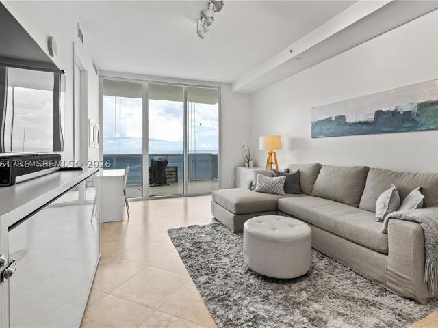 Luxury apartment complex for rent in Sunny Isles Beach, United States