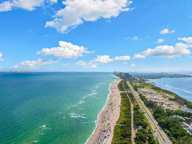 Luxury apartment complex for rent in Sunny Isles Beach, United States