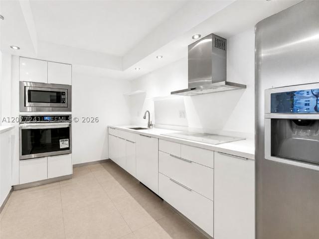 Luxury apartment complex for rent in Sunny Isles Beach, United States