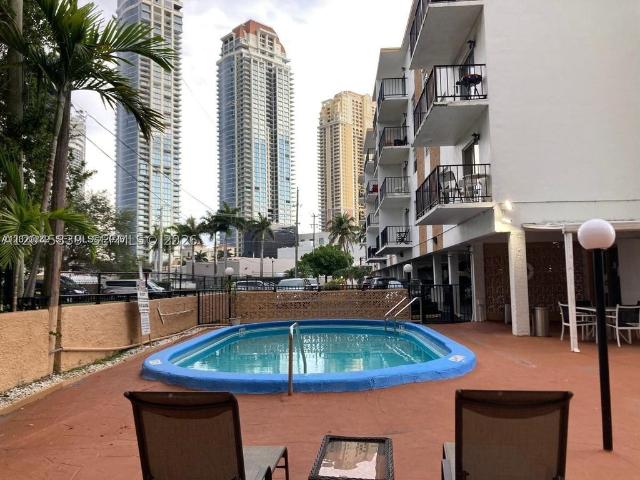 Luxury apartment complex for rent in Sunny Isles Beach, United States
