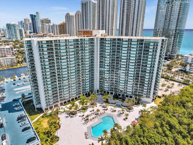 Luxury apartment complex for rent in Sunny Isles Beach, United States