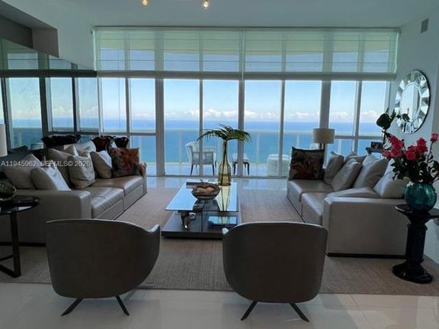 Luxury apartment complex for rent in Sunny Isles Beach, United States