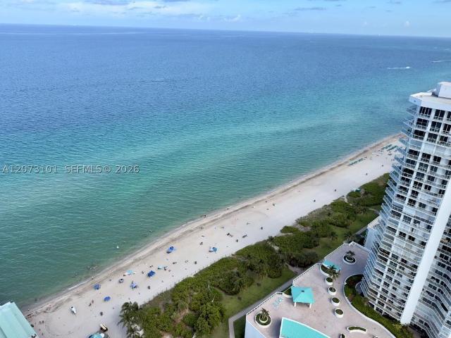 Luxury apartment complex for rent in Sunny Isles Beach, United States