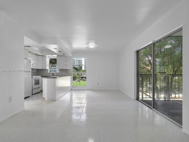 Luxury apartment complex for rent in Sunny Isles Beach, United States