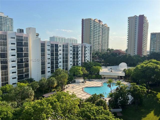 Luxury apartment complex for rent in Sunny Isles Beach, United States