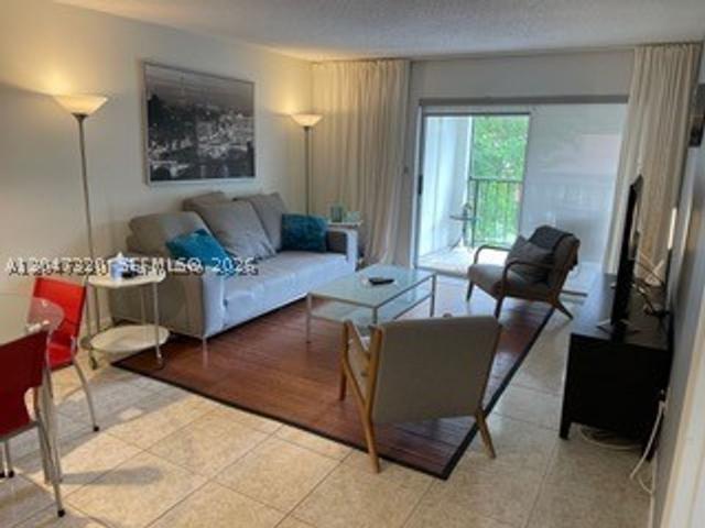 Luxury apartment complex for rent in Sunny Isles Beach, United States