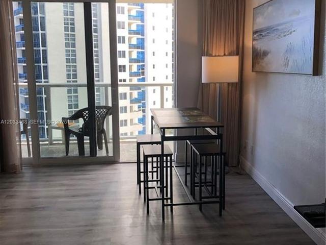 Luxury apartment complex for rent in Sunny Isles Beach, United States