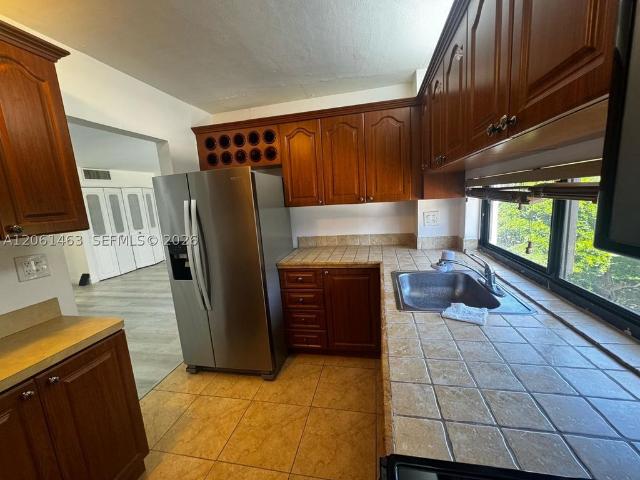 Luxury apartment complex for rent in Sunny Isles Beach, United States