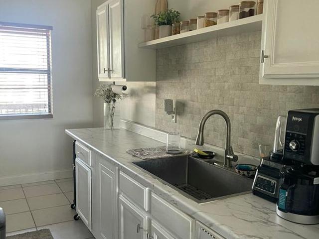 Luxury apartment complex for rent in Sunrise, United States