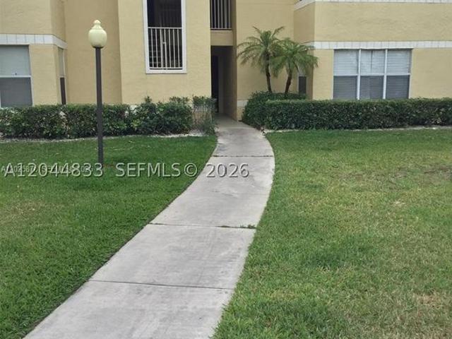 Luxury apartment complex for rent in Sunrise, United States