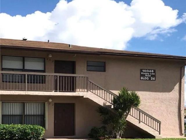 Luxury apartment complex for rent in Sunrise, United States