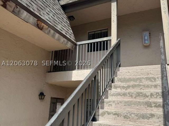 Luxury apartment complex for rent in Sunrise, Florida