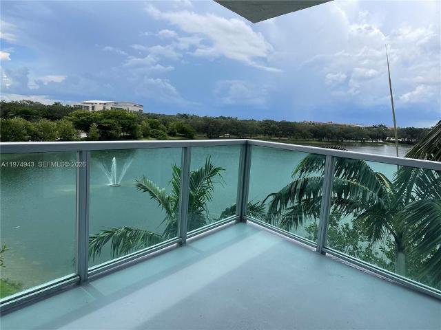 Luxury apartment complex for rent in Sunrise, Florida
