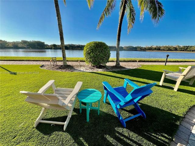 Luxury apartment complex for rent in Sunrise, United States
