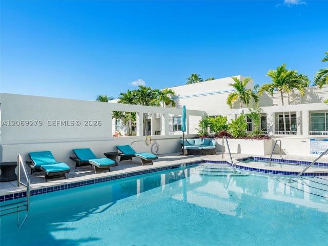 Luxury apartment complex for rent in Surfside, Florida