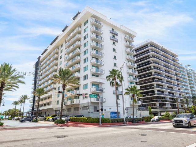 Luxury apartment complex for rent in Surfside, Florida