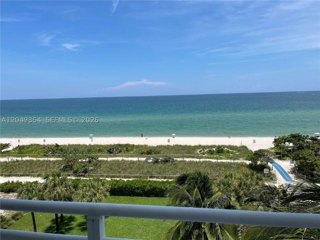 Luxury apartment complex for rent in Surfside, Florida