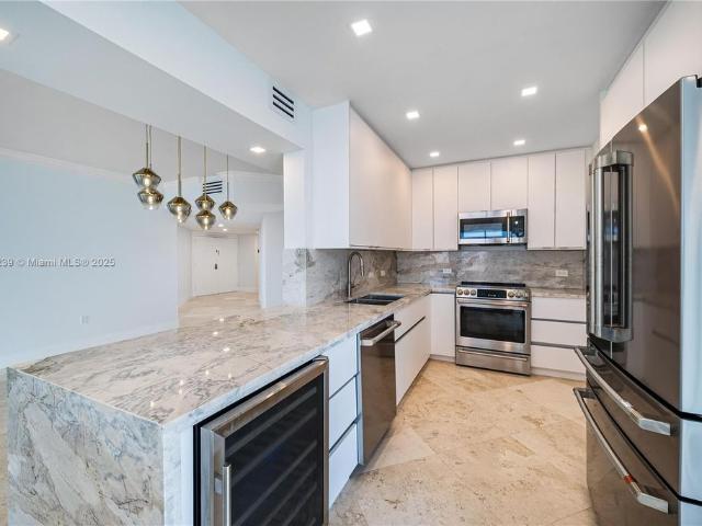 Luxury apartment complex for rent in Surfside, Florida