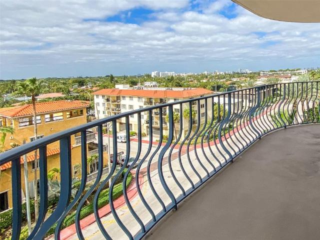 Luxury apartment complex for rent in Surfside, Florida