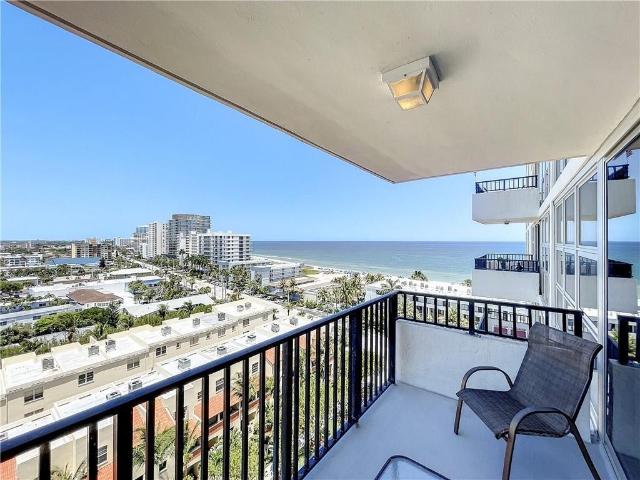 Luxury apartment complex for rent in Pompano Beach, United States