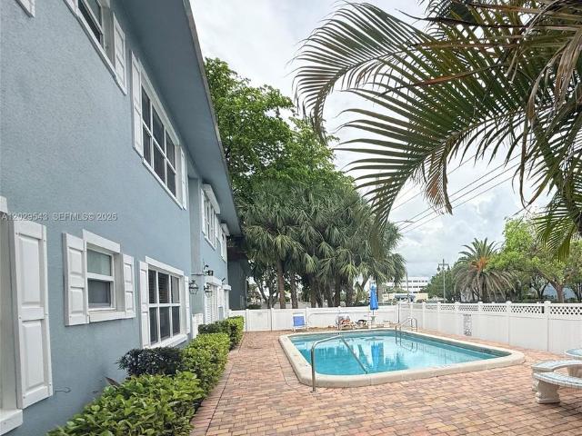 Luxury apartment complex for rent in Pompano Beach, United States