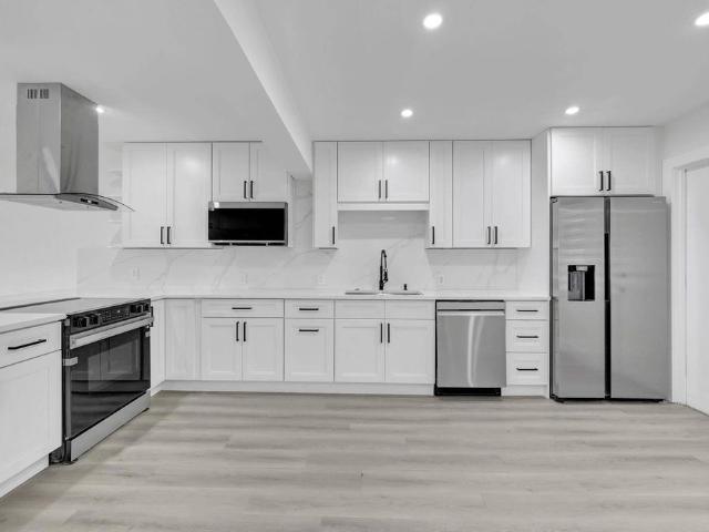 Luxury apartment complex for rent in Pompano Beach, United States