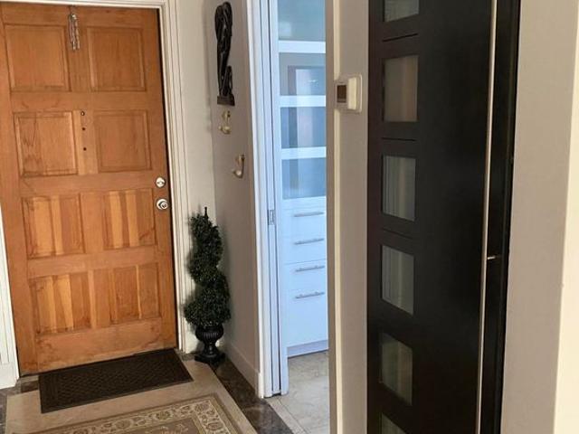 Luxury apartment complex for rent in Pompano Beach, United States