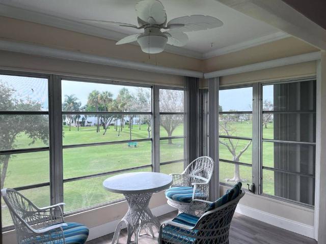 Luxury apartment complex for rent in Pompano Beach, United States