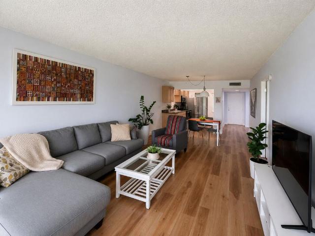 Luxury apartment complex for rent in Pompano Beach, United States