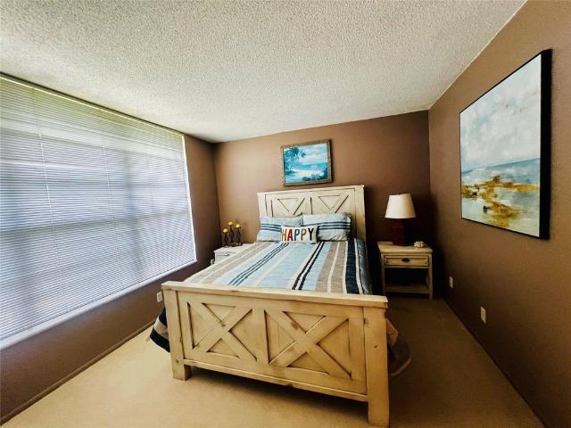 Luxury apartment complex for rent in Pompano Beach, United States