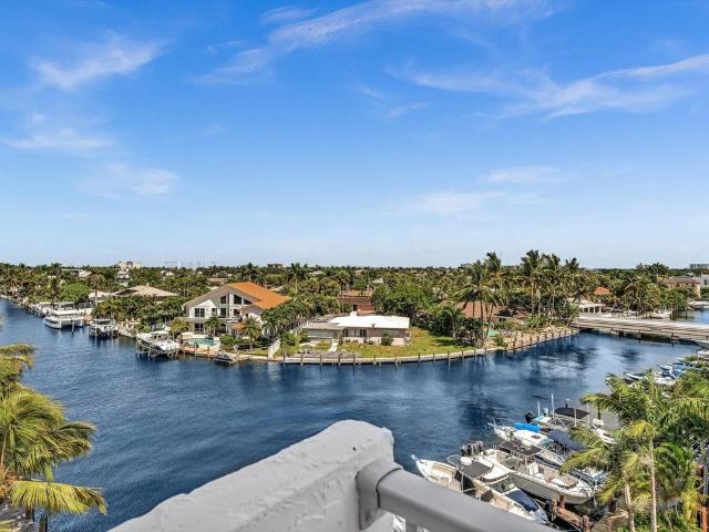 Luxury apartment complex for rent in Pompano Beach, United States