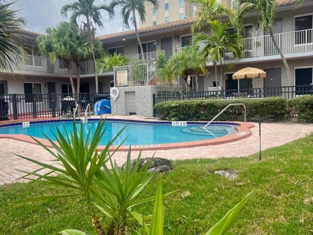 Luxury apartment complex for rent in Pompano Beach, Florida